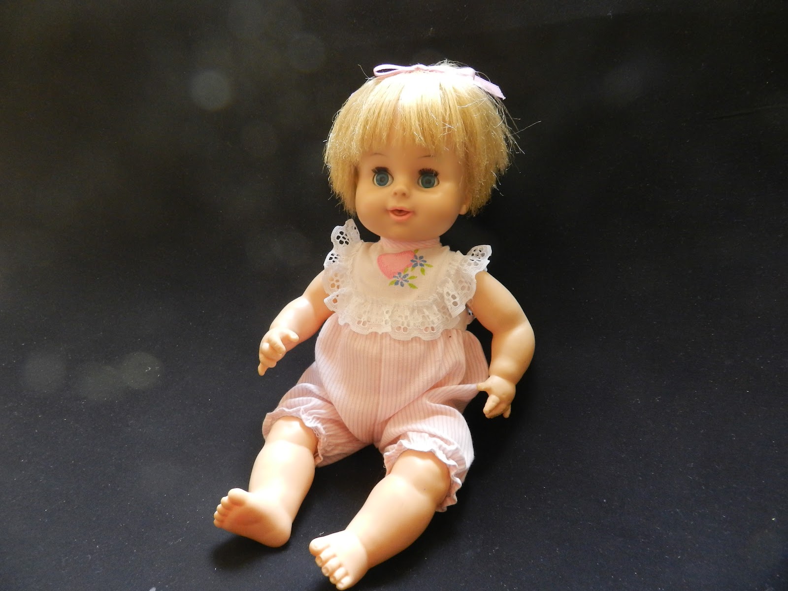 COLECCIONISTA DE MUÑECAS HERMOSAS