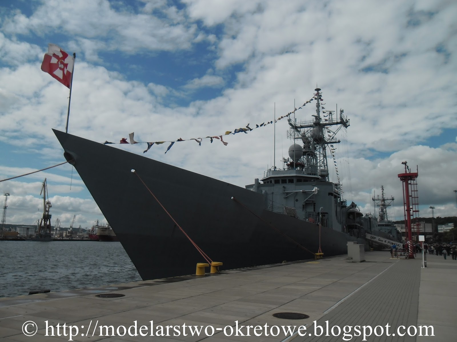 Modelarstwo okrętowe: Święto Wojska Polskiego - Wodowanie monety ORP ...