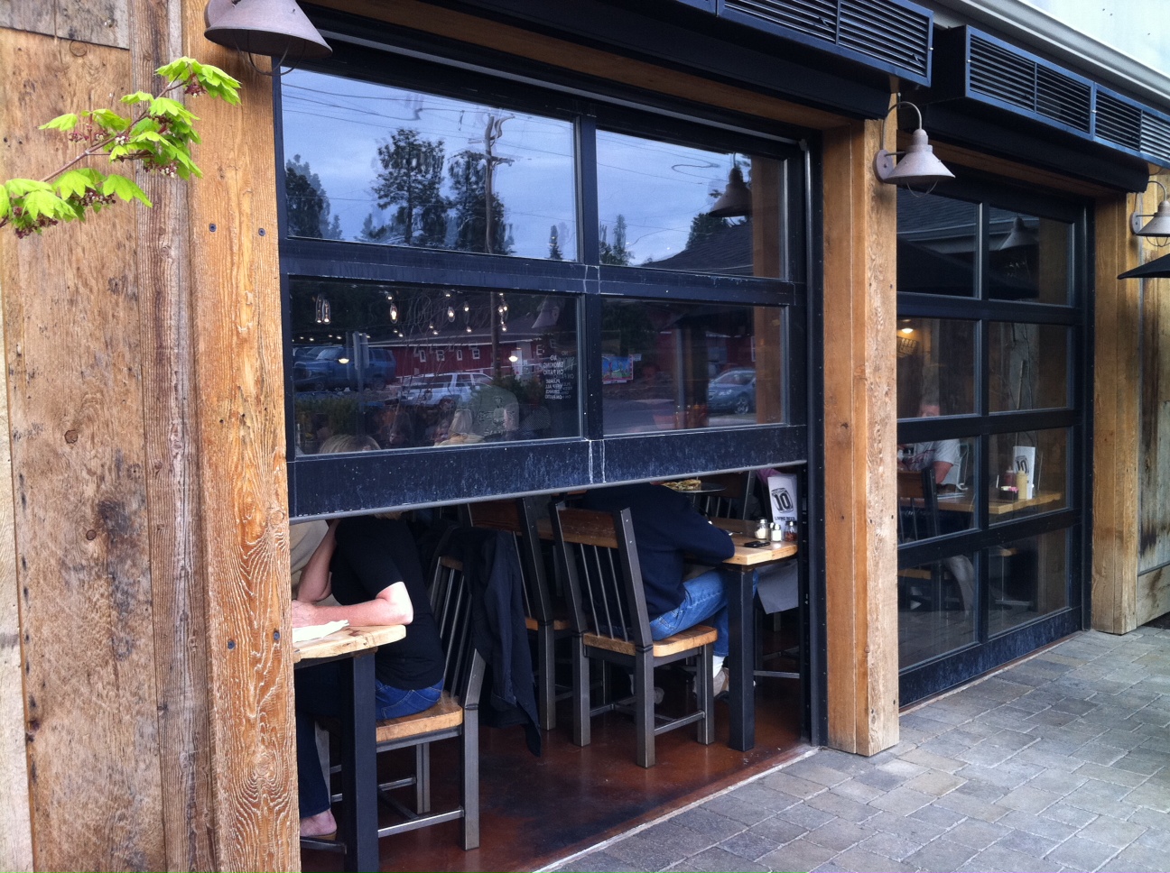 Travel the world for...Beer, Wine, Chocolate: Bend, OR - 10 Barrel ...