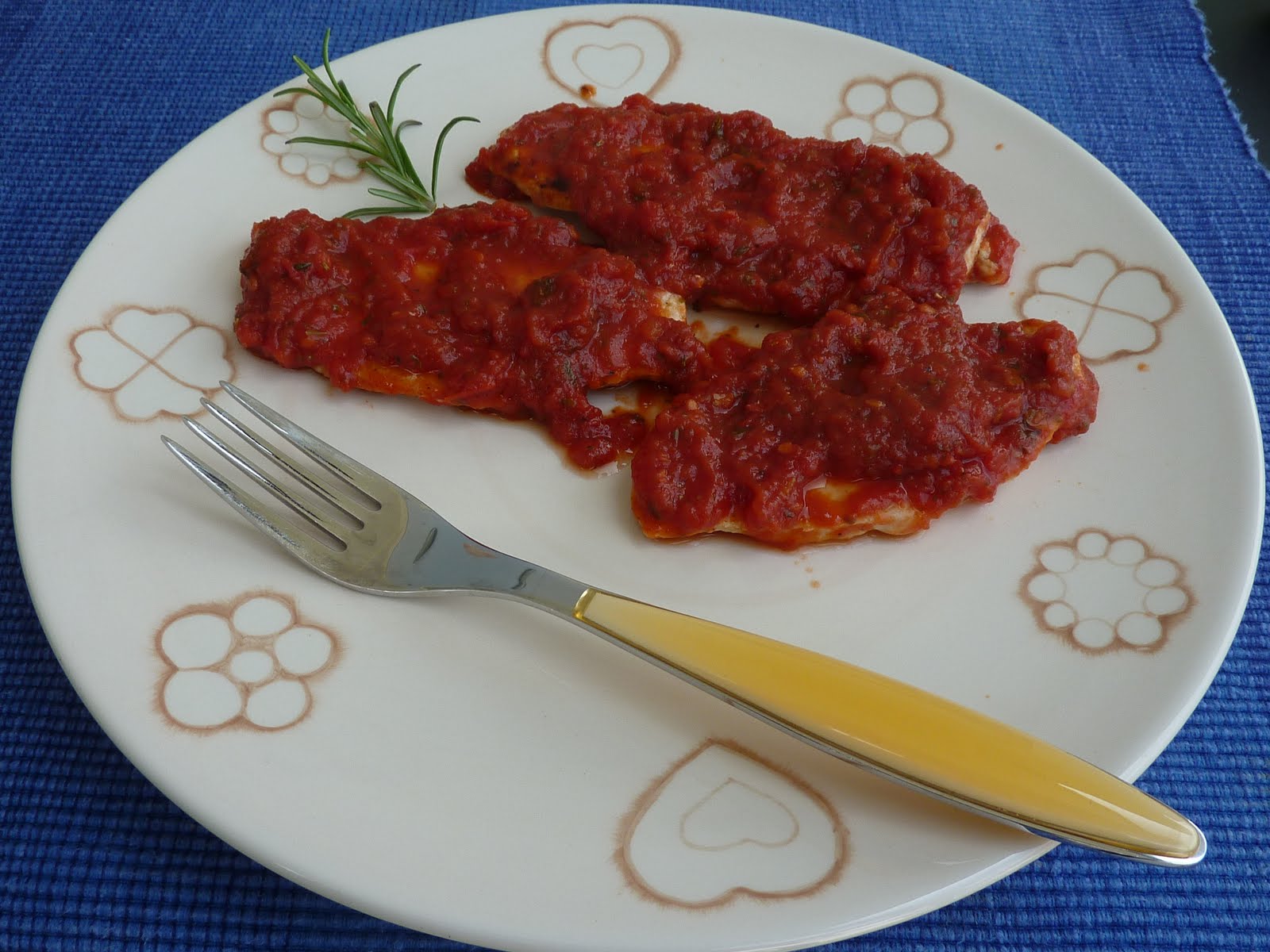 Le Ricette di Nadia: FETTINE DI POLLO AL POMODORO