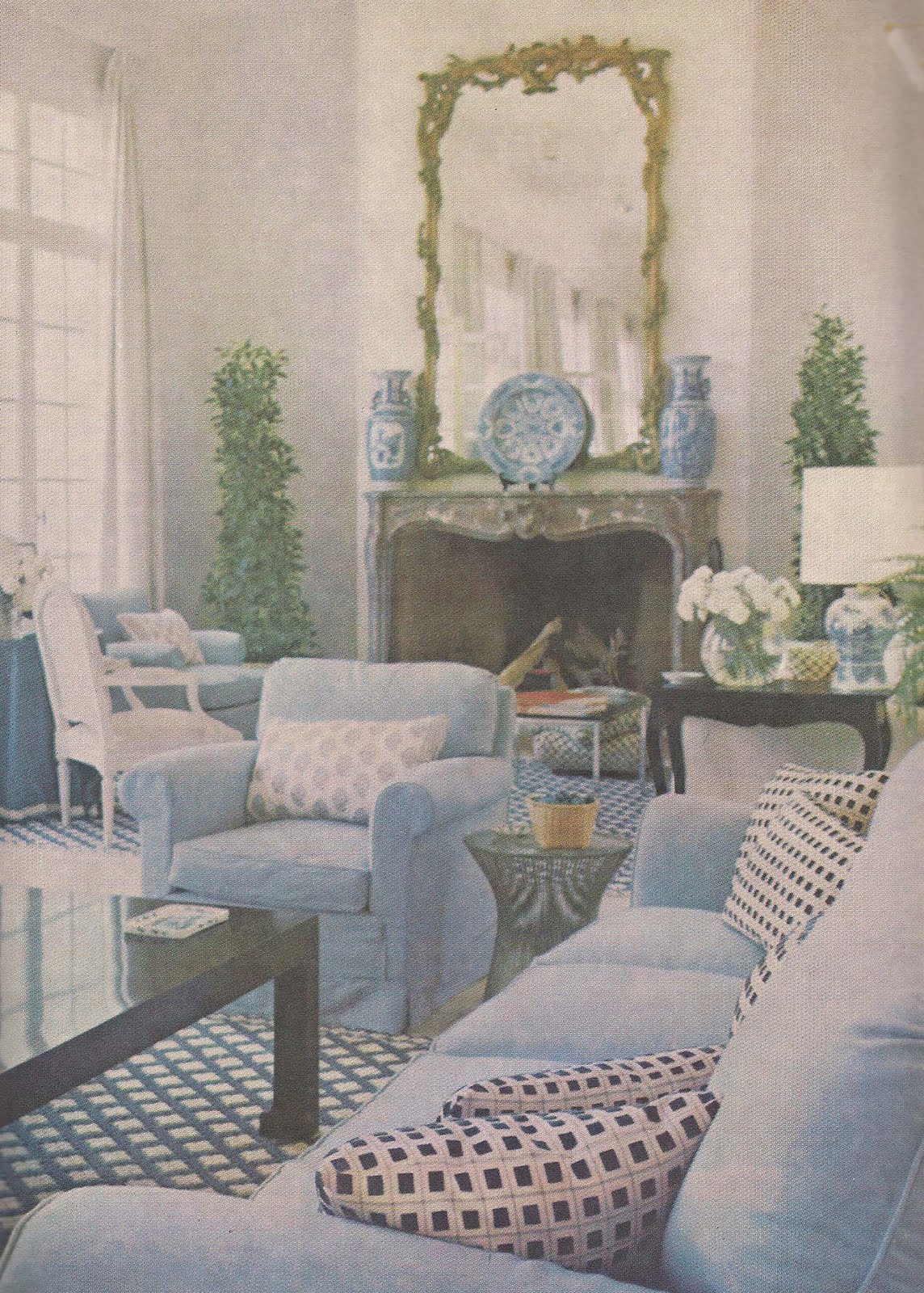 The Devoted Classicist: La Fiorentina Furnishings