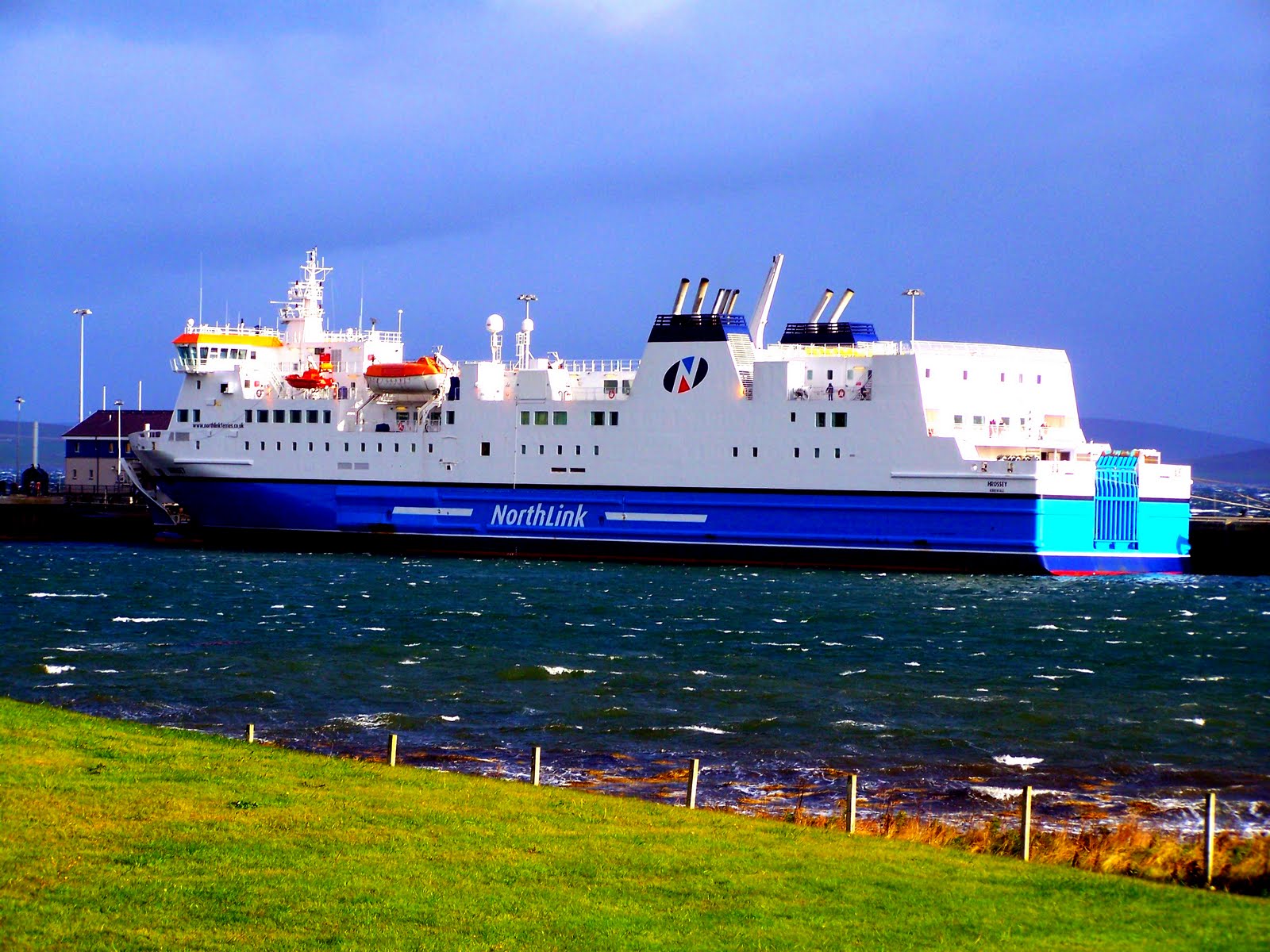 Orkney Ferries.Northlink Ferries/Calmac Ferries: FERRIES HD 2011