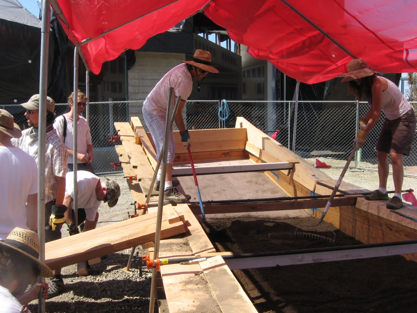sb: rammed earth process