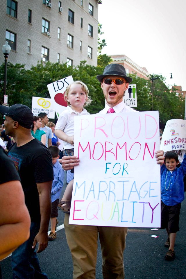 teabelly: mormon pride! aka: I LOVE A PARADE!!