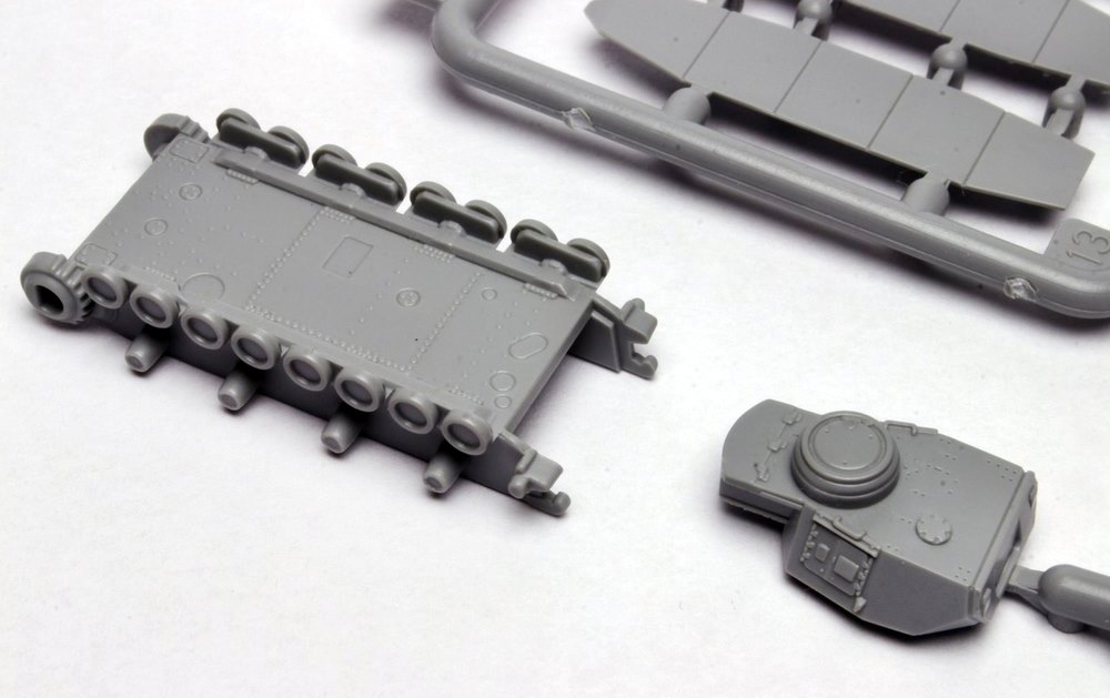 Kampfgruppe 1/144: 1/144 Mini Armor Series - Dragon