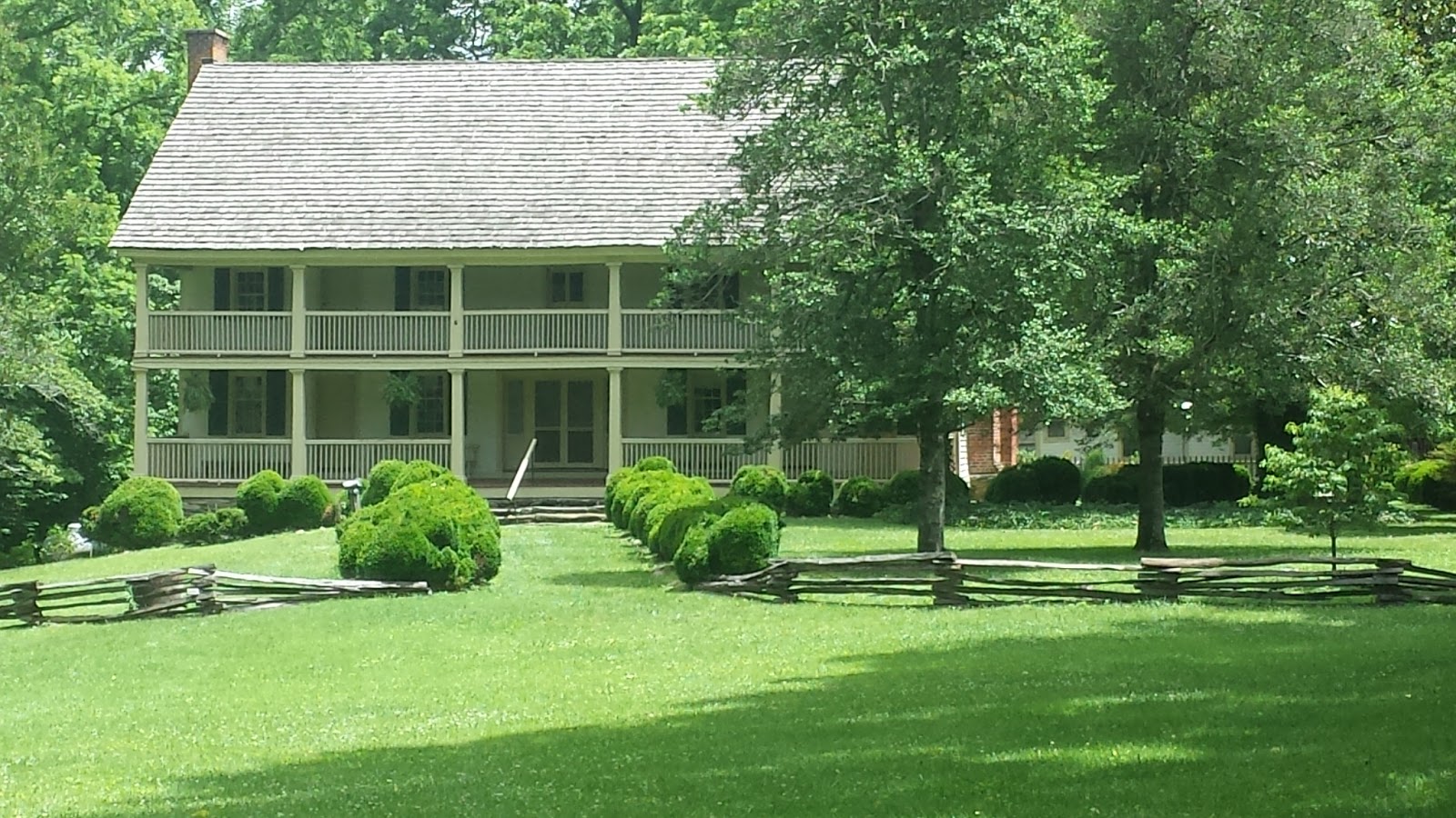 CoMike and the Duchess: Historic Carson House