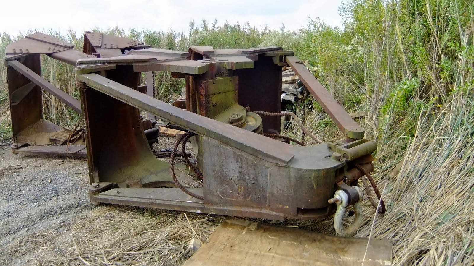 FS Supply Co: Used Esco Round Nose Digging Clam Bucket-2 yards