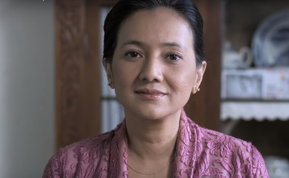ATHIRAH (2016): KEKUATAN DI BALIK KELEMBUTAN
