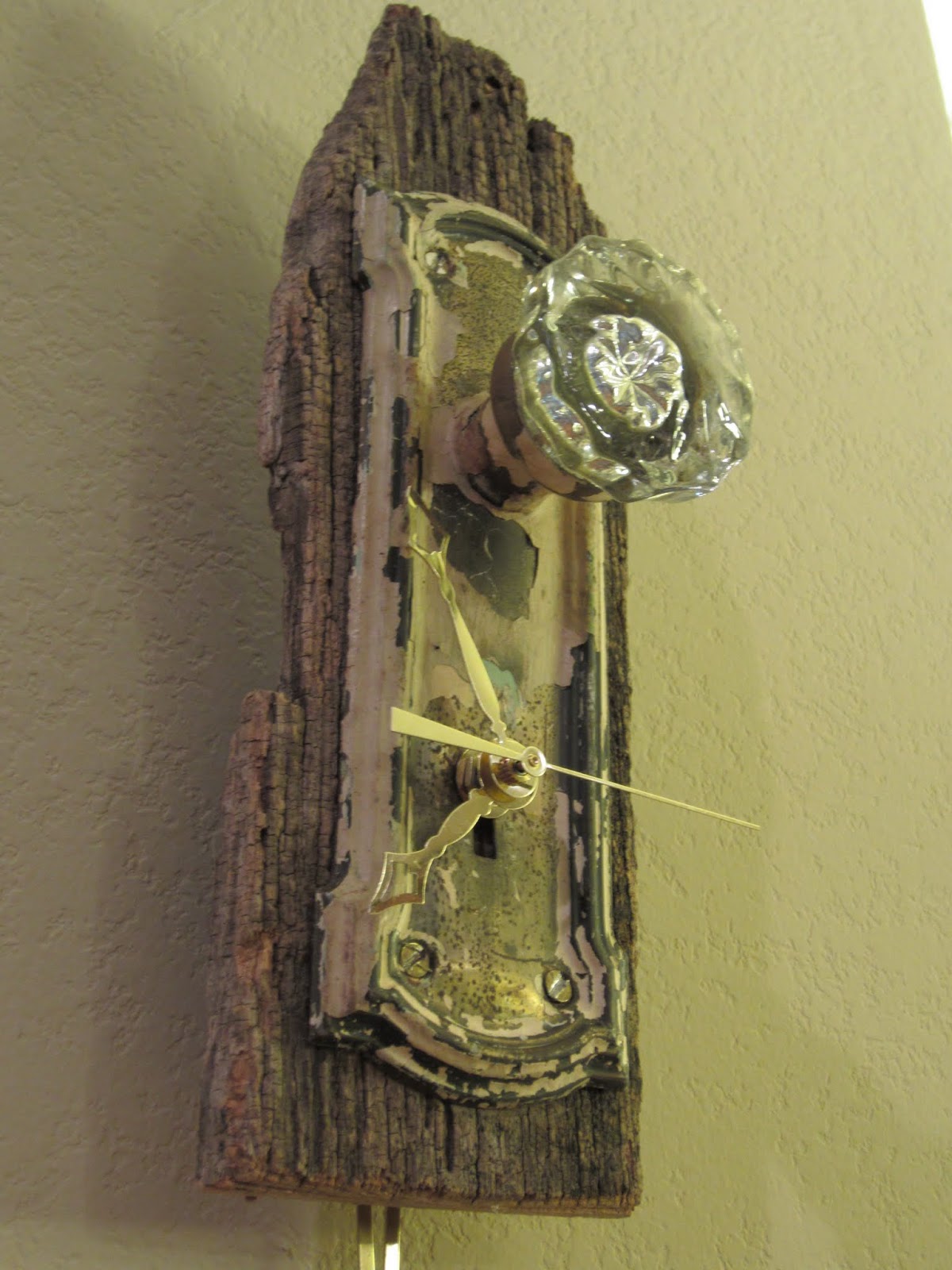 Raising Kids and Crafting Too: Antique Door Handle Clock