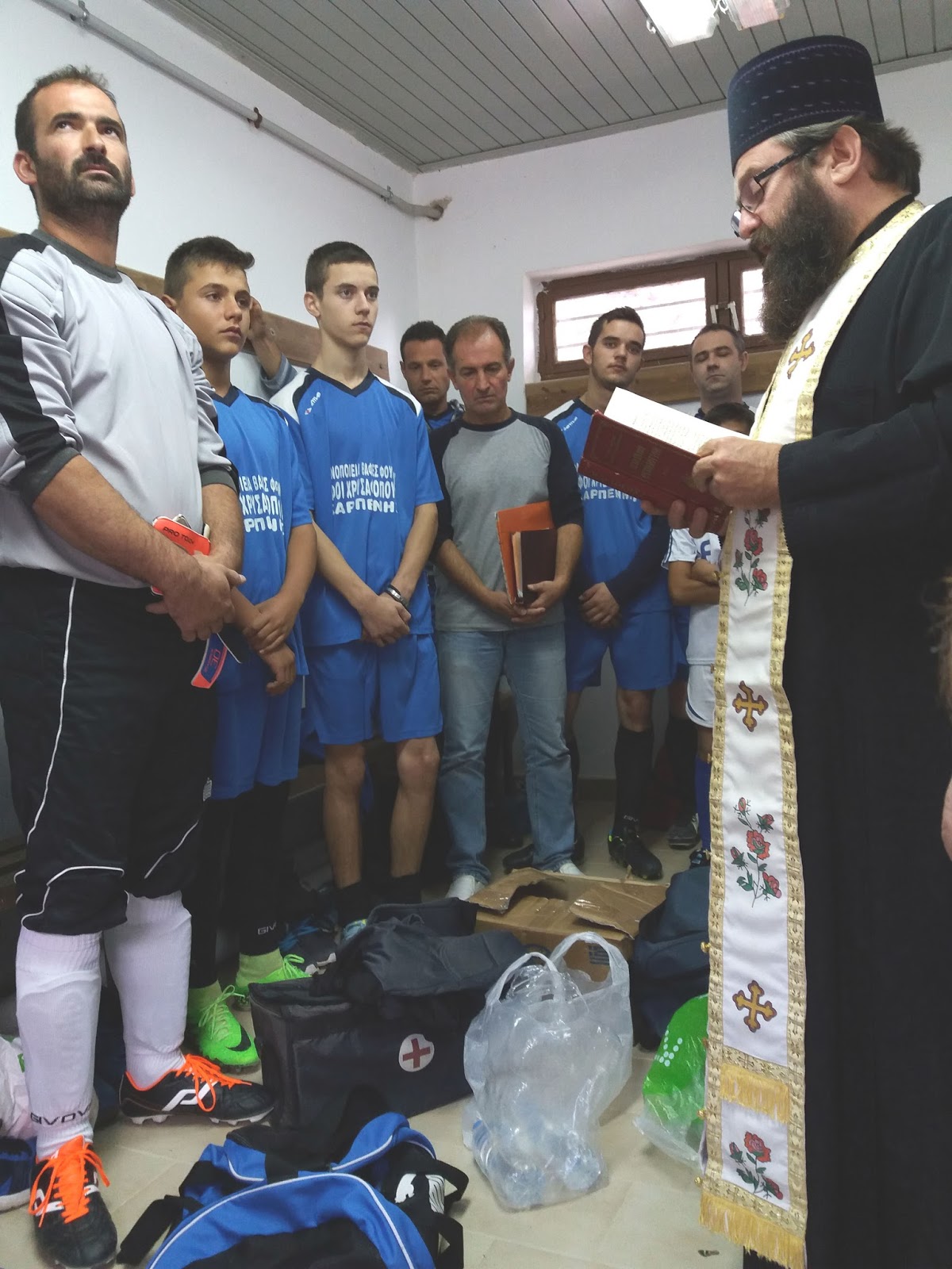 Άγιος Νεκτάριος Κρέντης. Άγραφα | Ευρυτανία | Καρπενήσι: ΣΤΗΝ ΤΕΤΡΑΔΑ ...