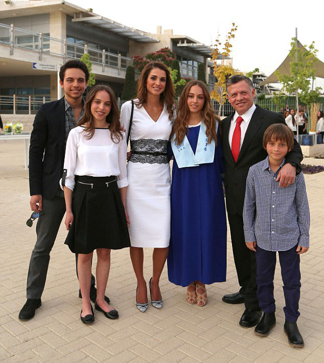 Royal Family Around the World: Queen Rania of Jordan shared touching ...