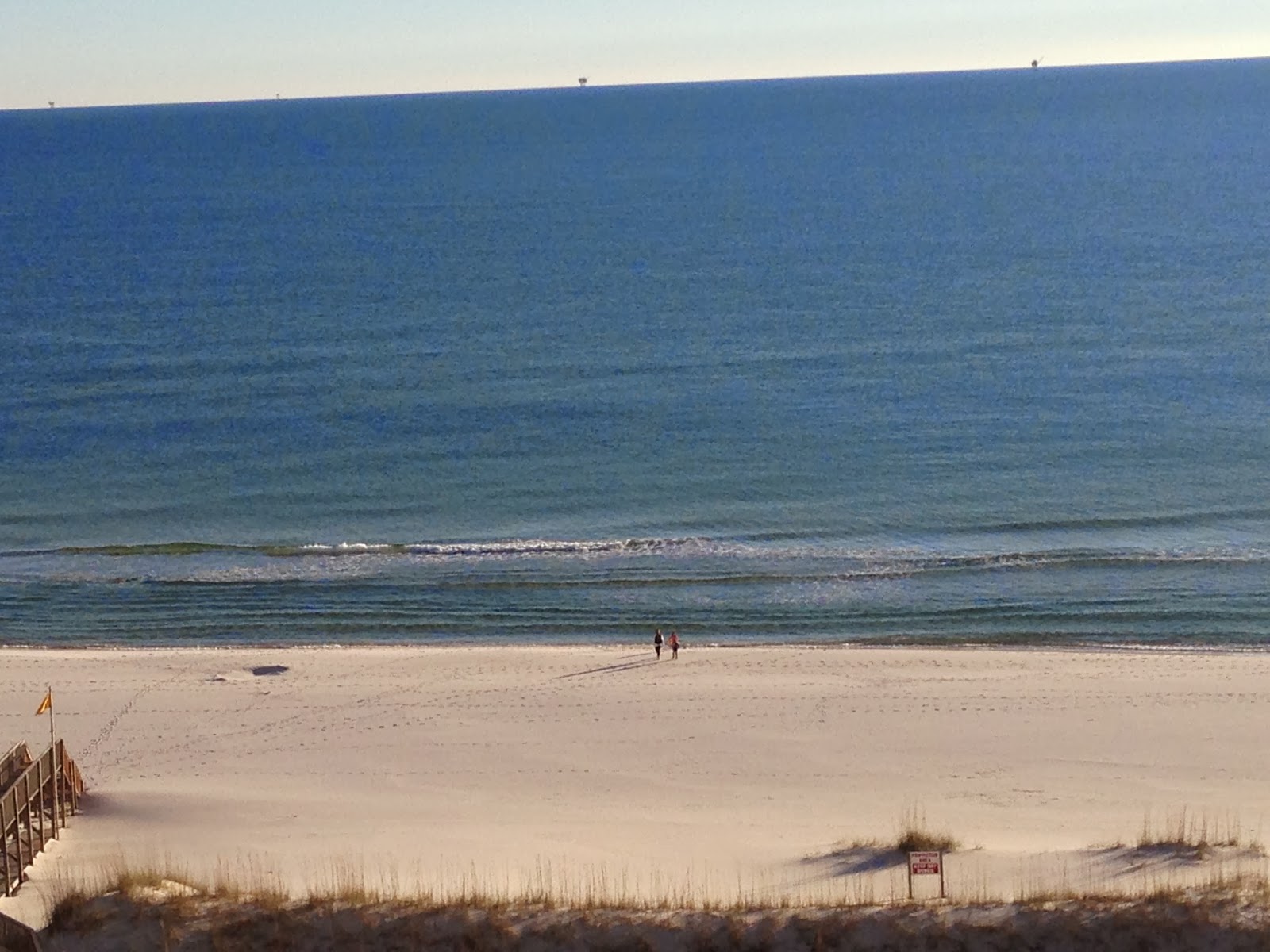 Mojoy: Beach pics...yes. reminiscing.