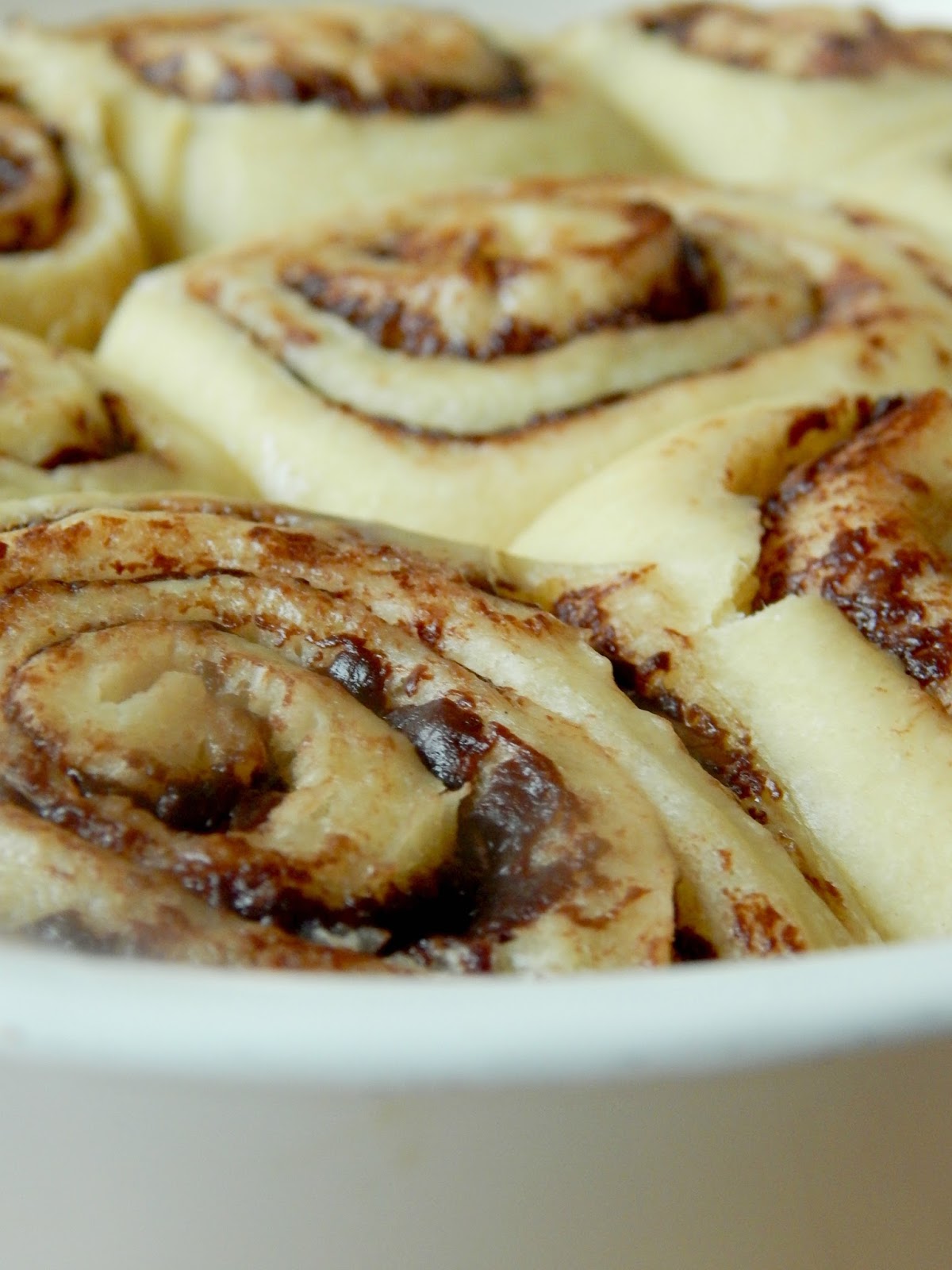 Overnight Nutella Cinnamon Rolls | Ally's Sweet & Savory Eats