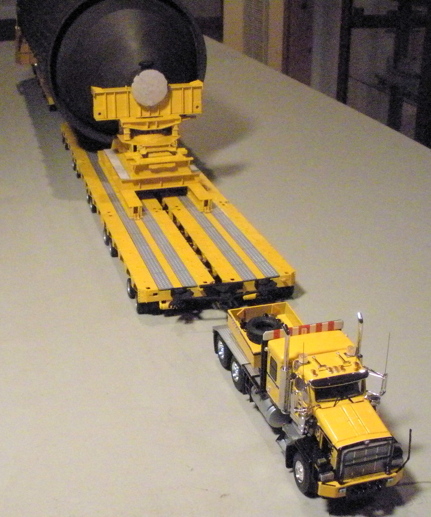 Chuck Sword - DHS Diecast Blog: Custom Painted Heavy Haul - Premay!