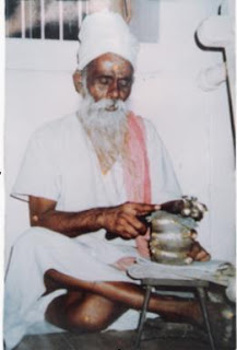 VEDA | VEDANTA | UPANISHAD | SHIRDI SAI BABA Messages |: SREE SIVANESAN ...