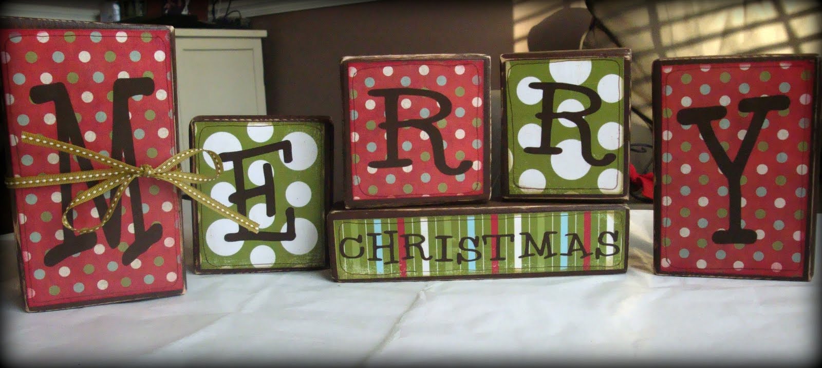Simply Charming Crafts: Decorative Wood Blocks / Christmas Gifts