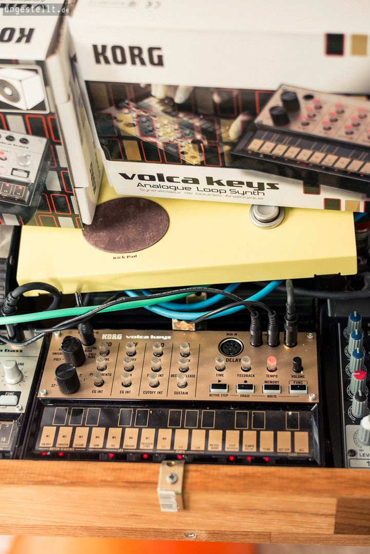 VolcaRock -Ambient Guitar & Analog Synths: Here are the pics of the new ...