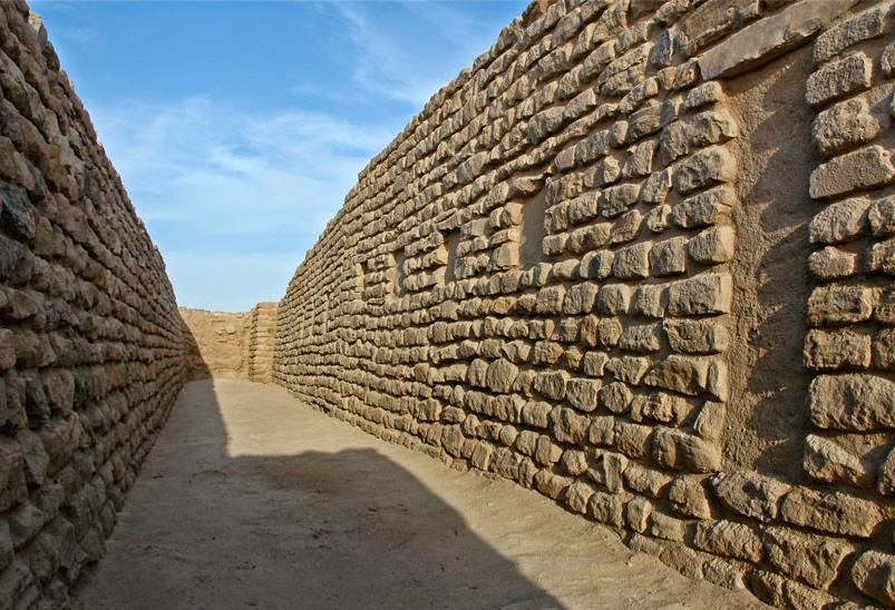 Gujarat Heritage Sites: Dholavira Archeological Harappan Site in Gujarat