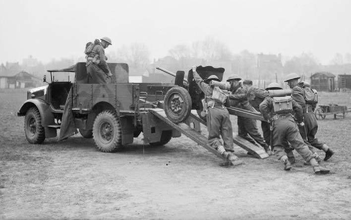 Tank Archives: Canon 25 mm S.A. Mle 1934: A "Baby" Gun for a Grown Up War