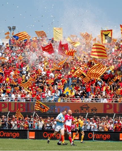 Cronista en el mundo infinito: La identidad del USAP