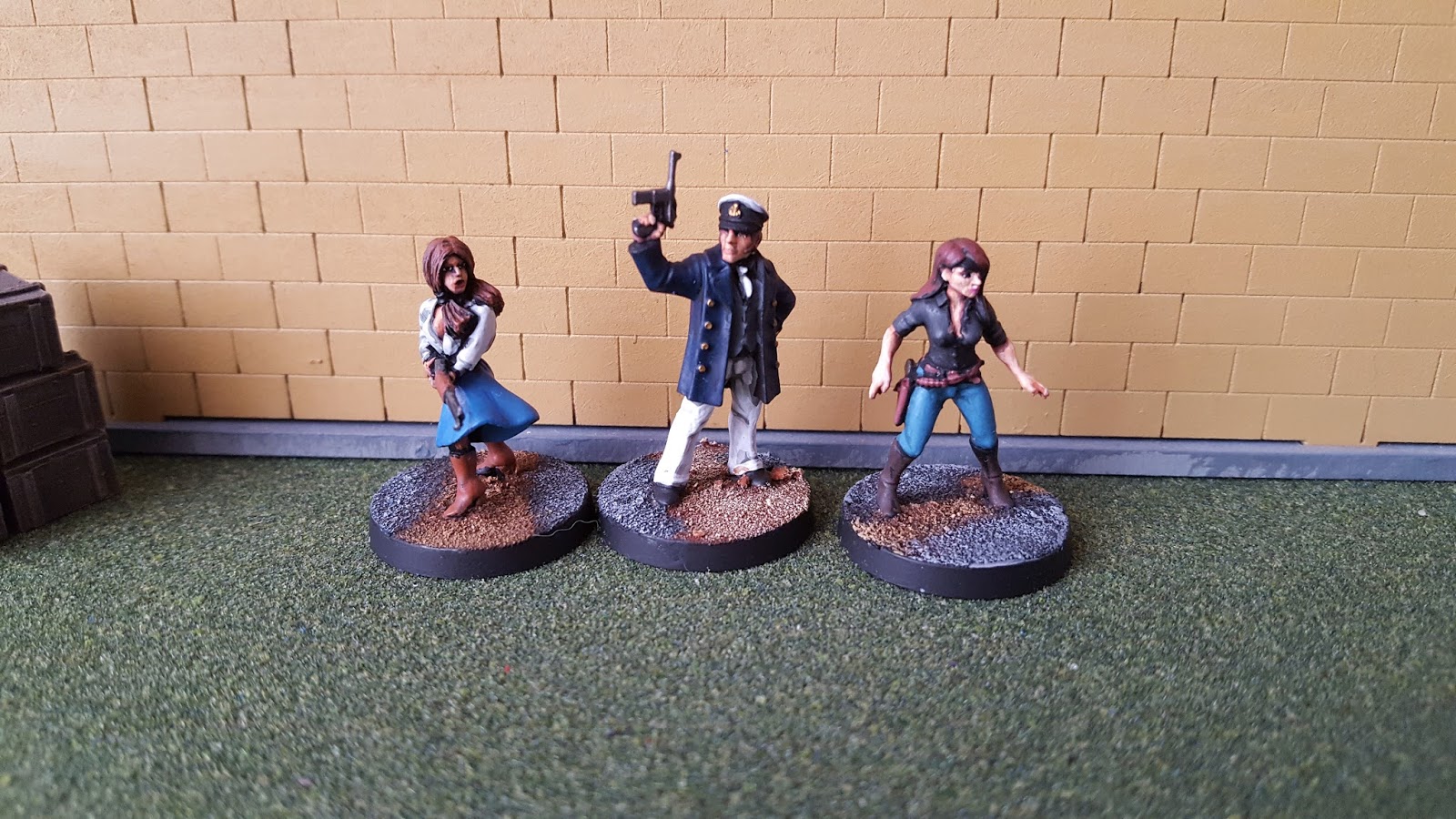 Level 2: Pulp Alley - The Cast: "The Good Guys"