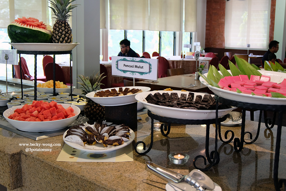 Sajian Desa Buffet 2017 @ Bukit Kiara Equestrian & Country Resort ...