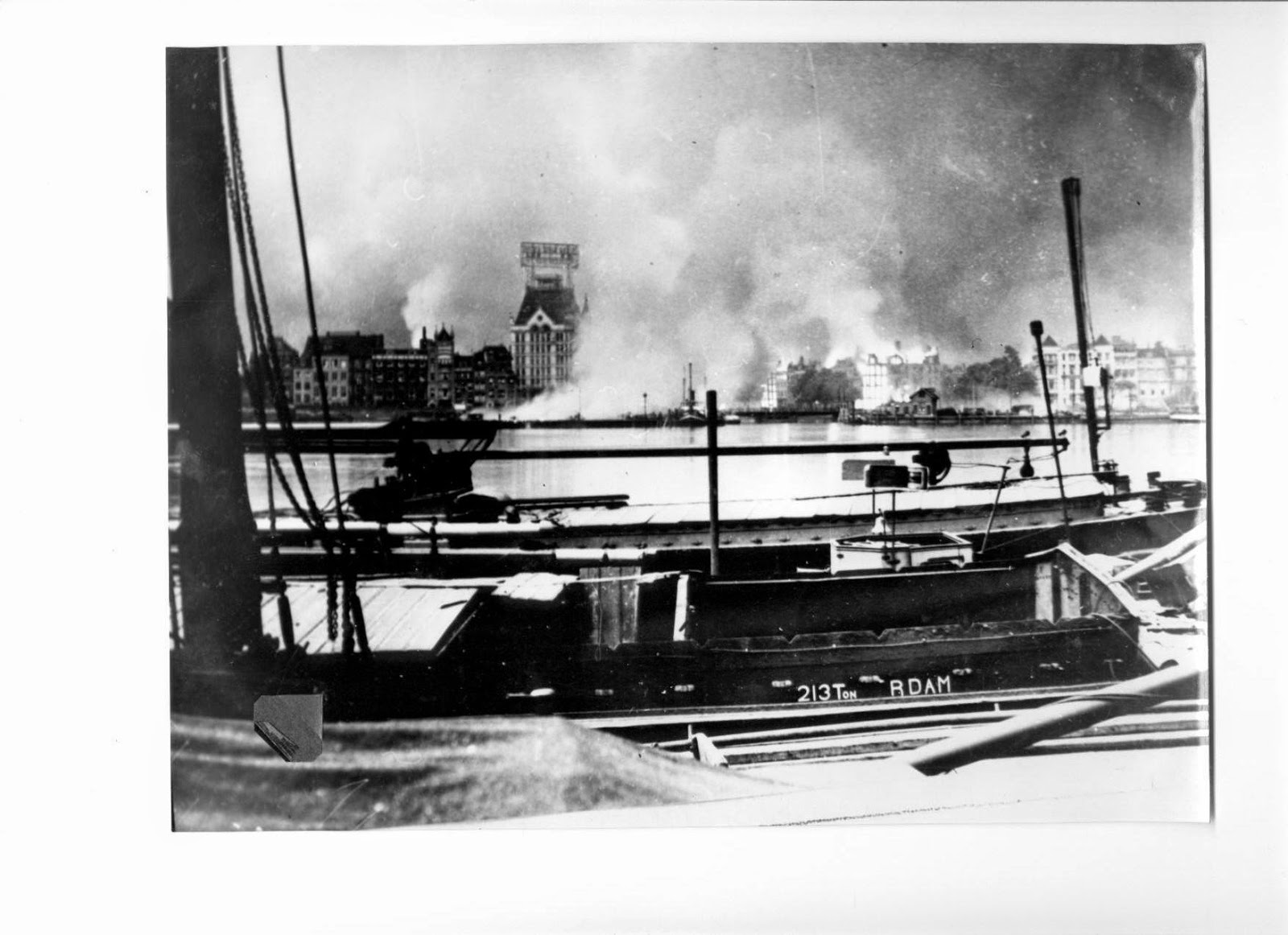 herberts wetenswaardigheden: Weer herdenking van het bombardement op ...