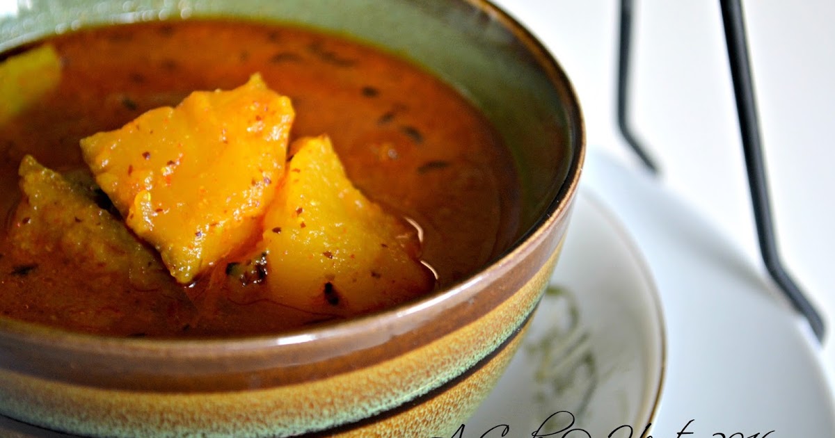 A Cook @ Heart: Amba Khatta (Mango Curry) (Odiya Cuisine)