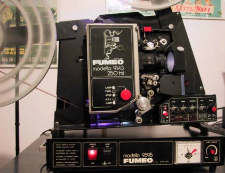 MI MUNDO EN SUPER-8: FUMEO: LA GRAN BESTIA DEL SÚPER-8