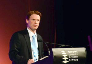 Кто не идёт вперед, тот идёт назад: Сравнение подходов к обеспечению ...