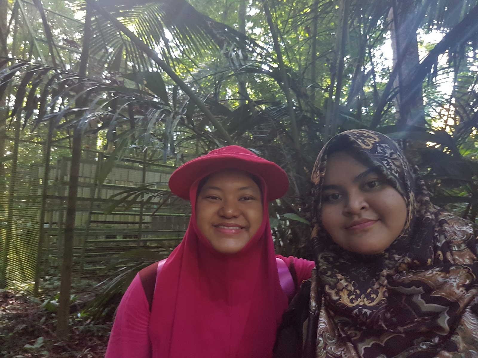 LADAP Guru: Treasure Hunt Di FRIM - GURU KAUNSELING NURHAIZA CHE MAT