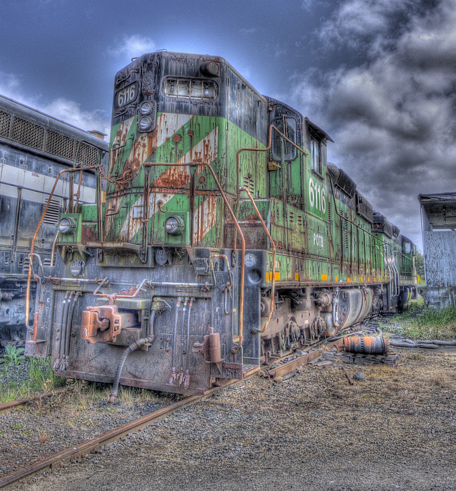 Thom Zehrfeld Photography : Old Locomotives and Cabooses On Their Last Rail