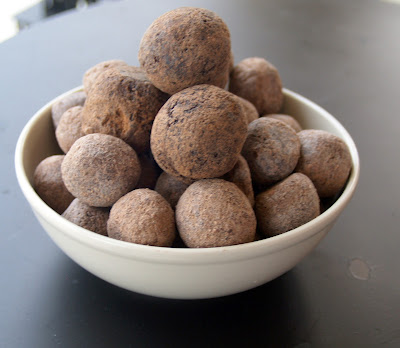 SKIP TO MALOU: Tsokolate (Filipino Hot Chocolate) 101