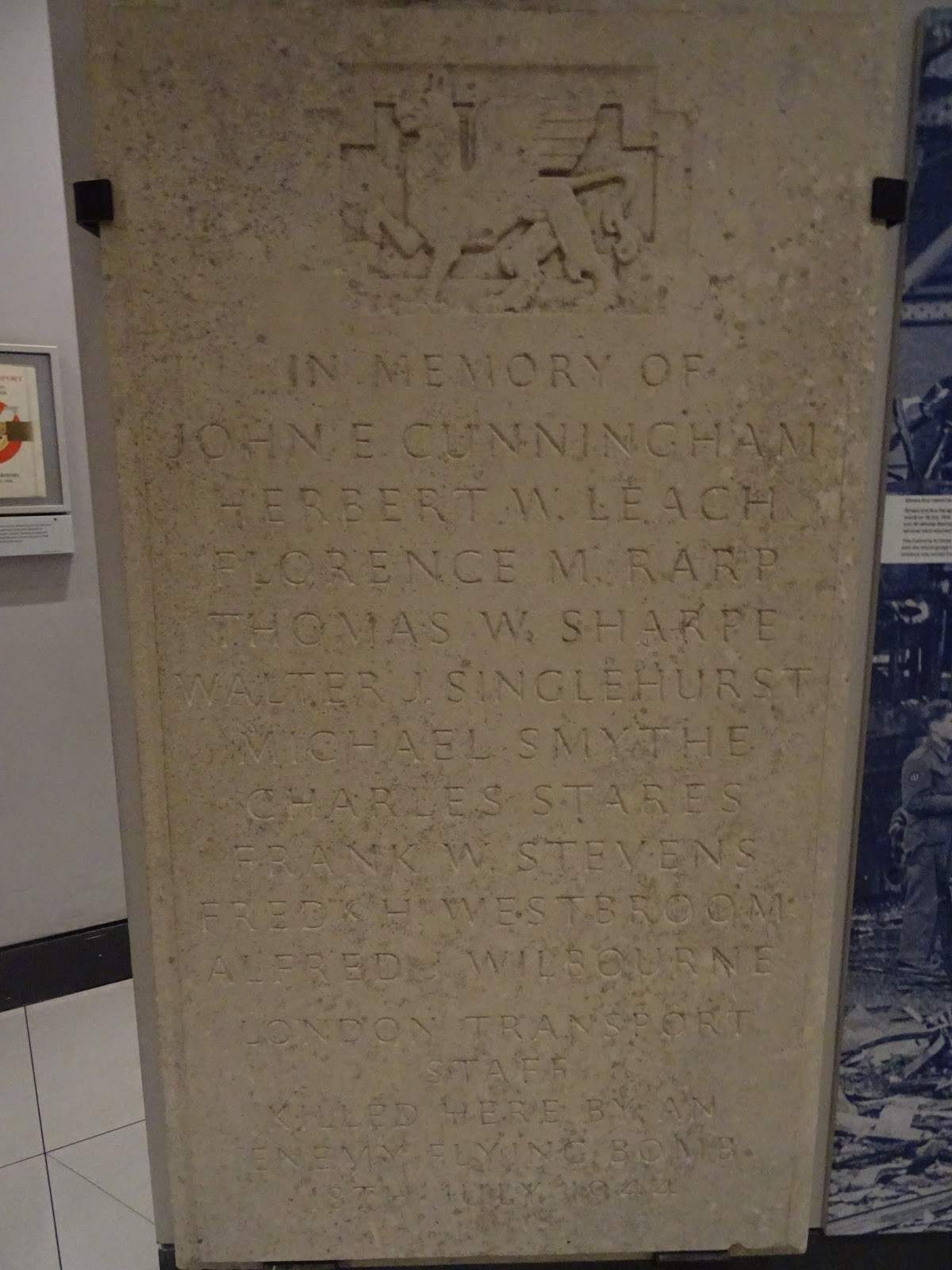 WW2 - The Second World War: Elmers End Bus Garage Memorial