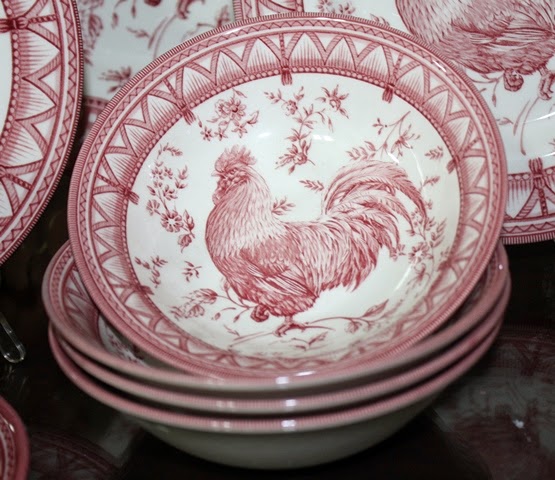 Lemari Cantique: Queen's Pink rooster bowl and side plate