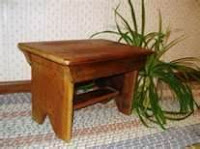 West Furniture Revival: FANCY STENCILED FOOTSTOOL REDO!