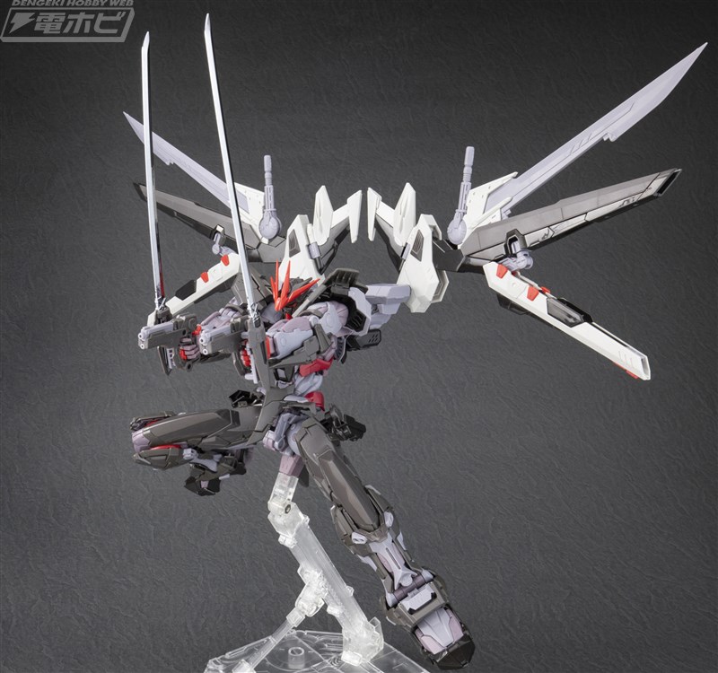 Hi-Resolution Model 1/100 Gundam Astray Noir Sample Images by Dengeki Hobby