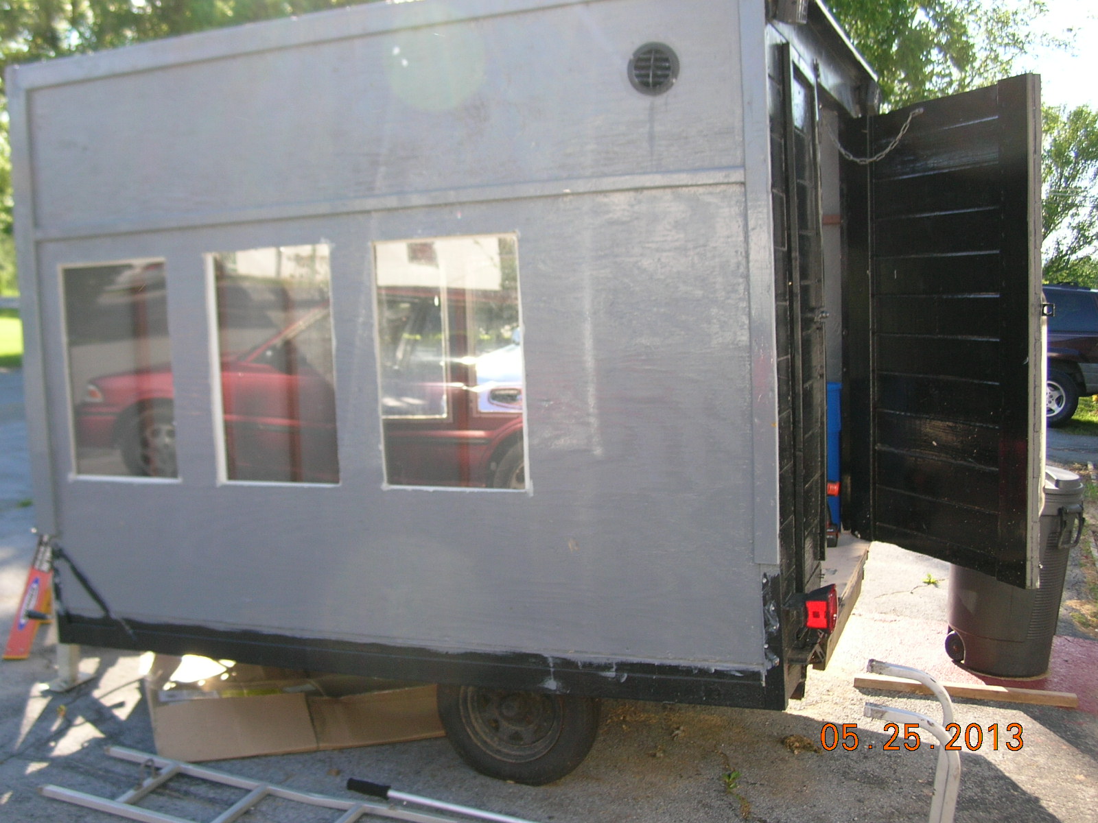 Mobilee Grown Greenhouse: Make A Mobile Greenhouse And Grow Your Own ...