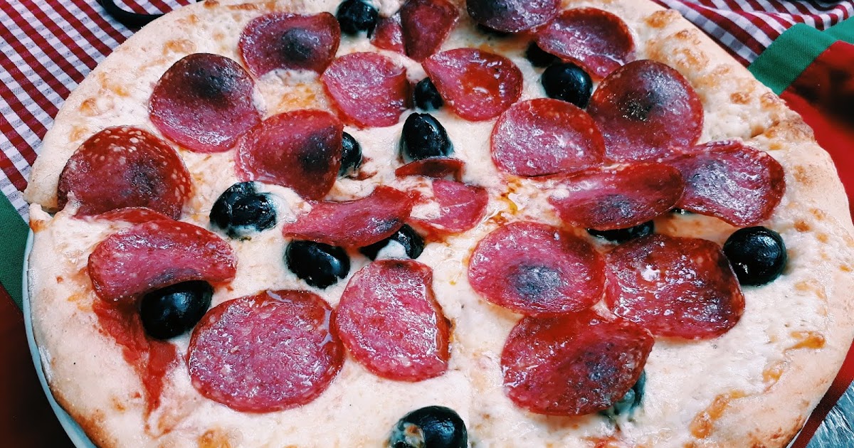 Tiramisú - pizza italiana tradicional y rústica