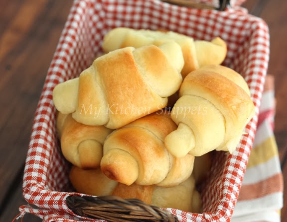 My Kitchen Snippets: Soft Butter Rolls