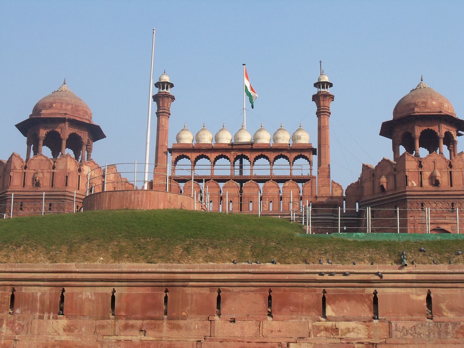 SPECTRUM VOICE: Romancing with History: Part1--Visit to the Red Fort