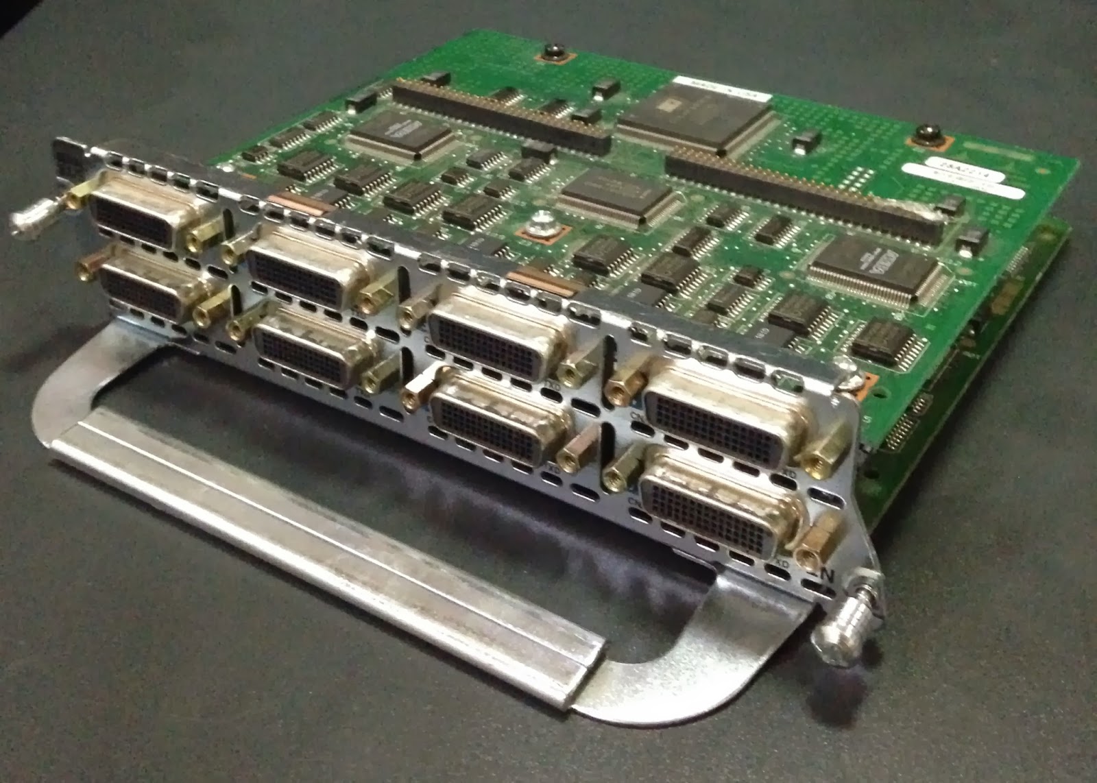 My Network Lab: My Cisco 2811 and NM-8A/S