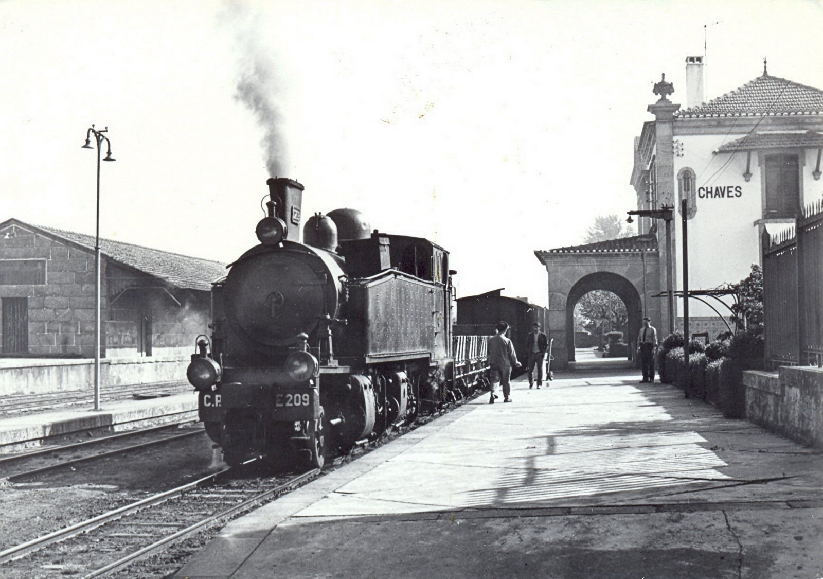 Os Caminhos de Ferro: Linha do Corgo - um pouco de história