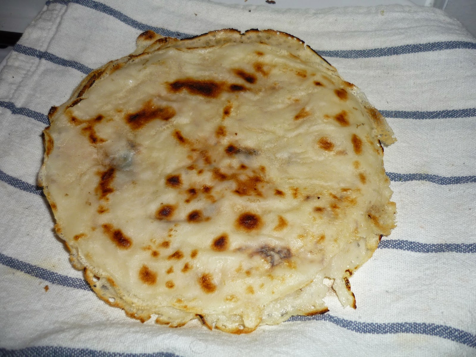 PESTO GENOVESE: Testaroli di Sarzana