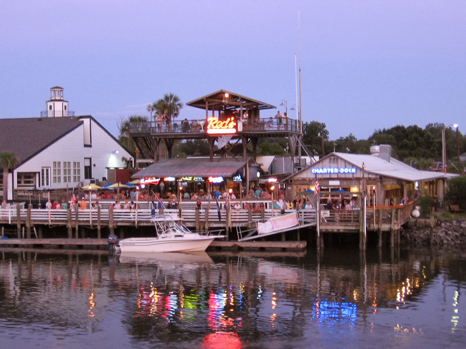 Eric and Beth's Travel Blog: Isle of Palms, Shem Creek and Savannah