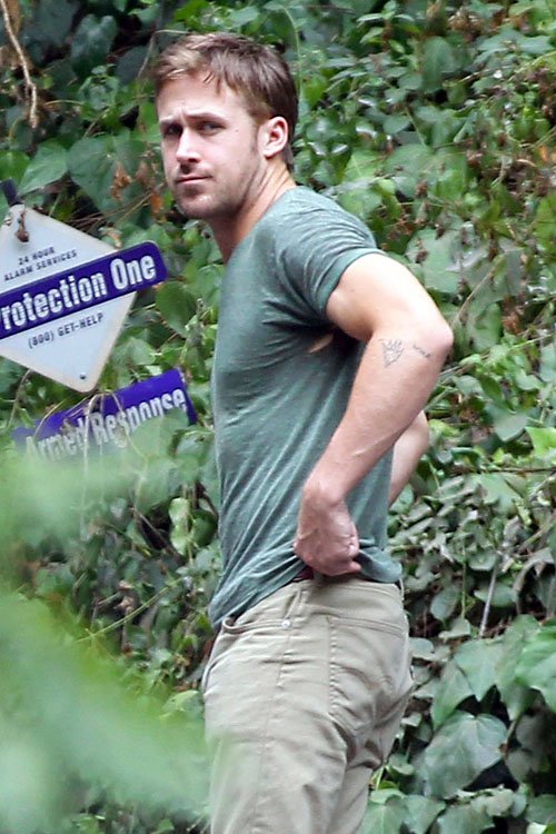Ryan Gosling Looking Ultra Cool | Oh yes I am