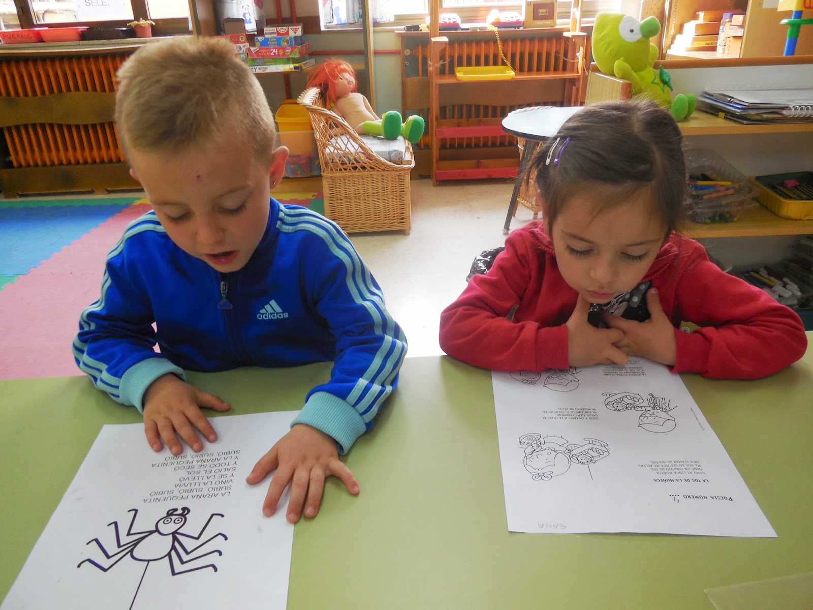 INFANTIL LAZARILLO MARÍA JOSÉ: RECITANDO POESIAS...
