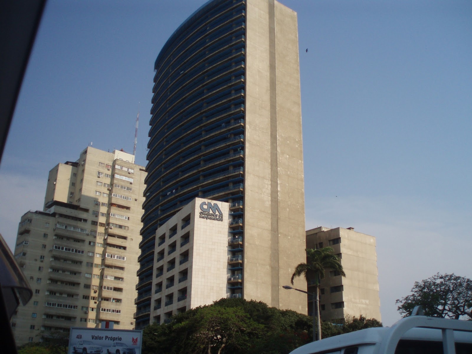 Paradiso Eden: Edifícios e espaços de Maputo