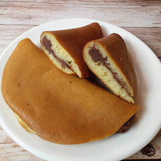 Resep Kue Terang Bulan Yang Lembut Dan Enak - TotalResep