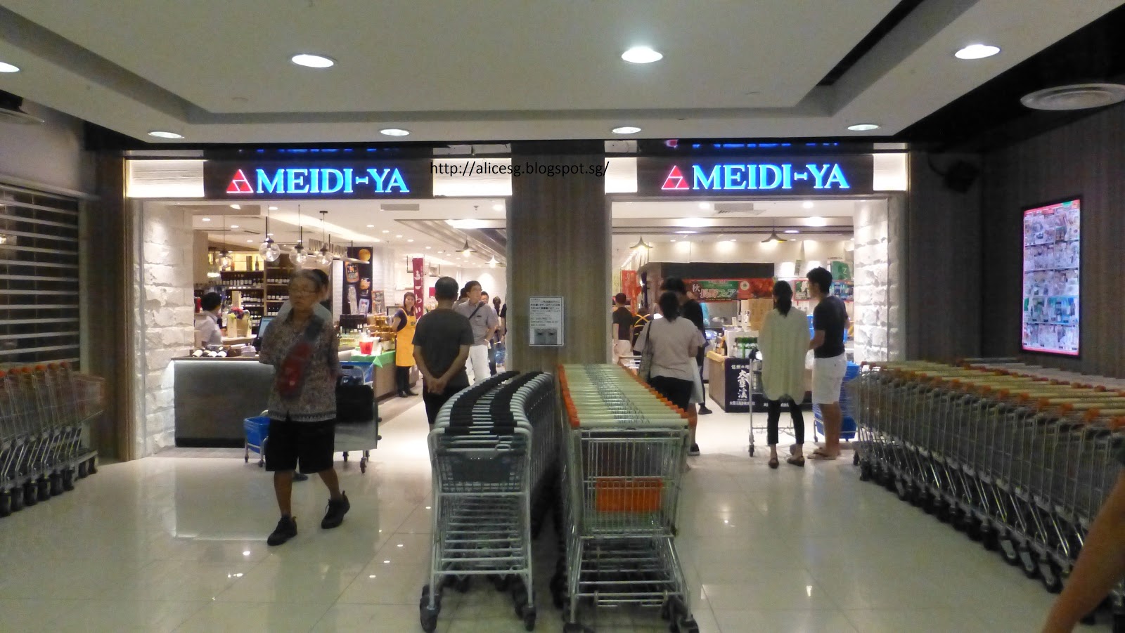 Alicesg-Singaporemyhome: Fort Canning MRT Station, Liang Court Shopping ...